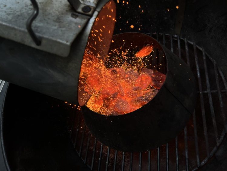 Vent Settings & Charcoal Amounts: Controlling the Weber Kettle Temperature